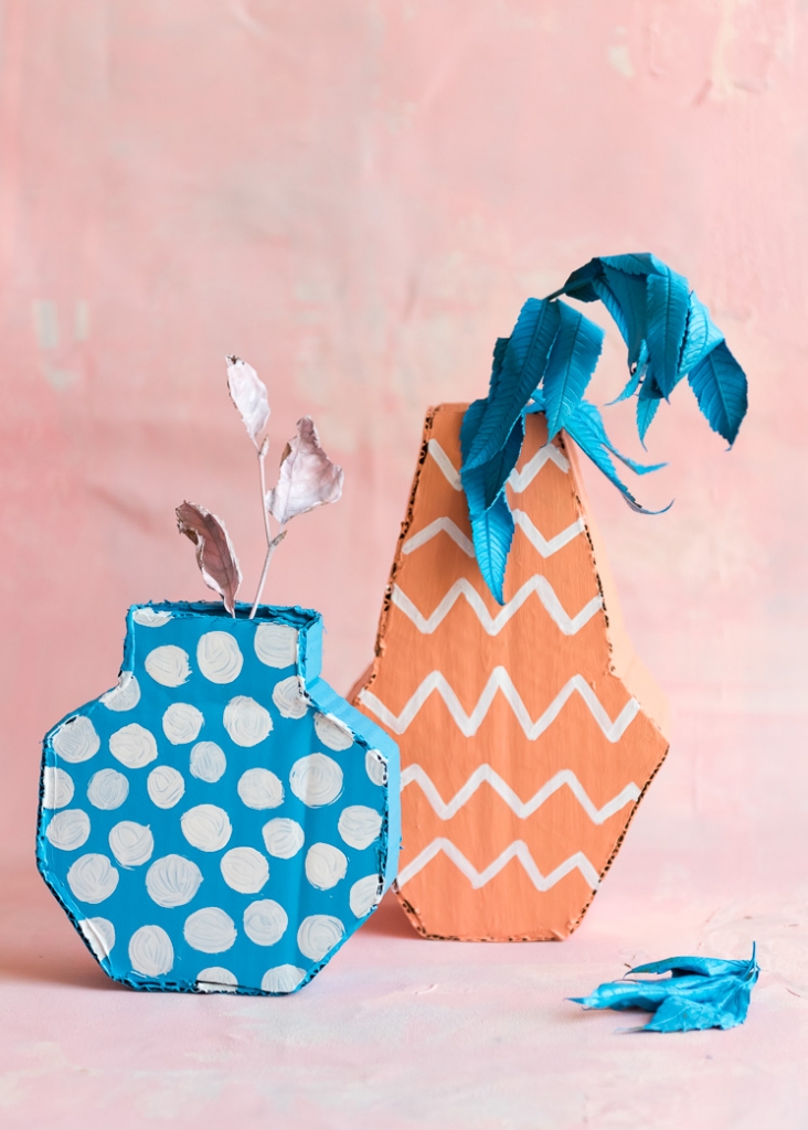 2D Cardboard Vases - The House That Lars Built