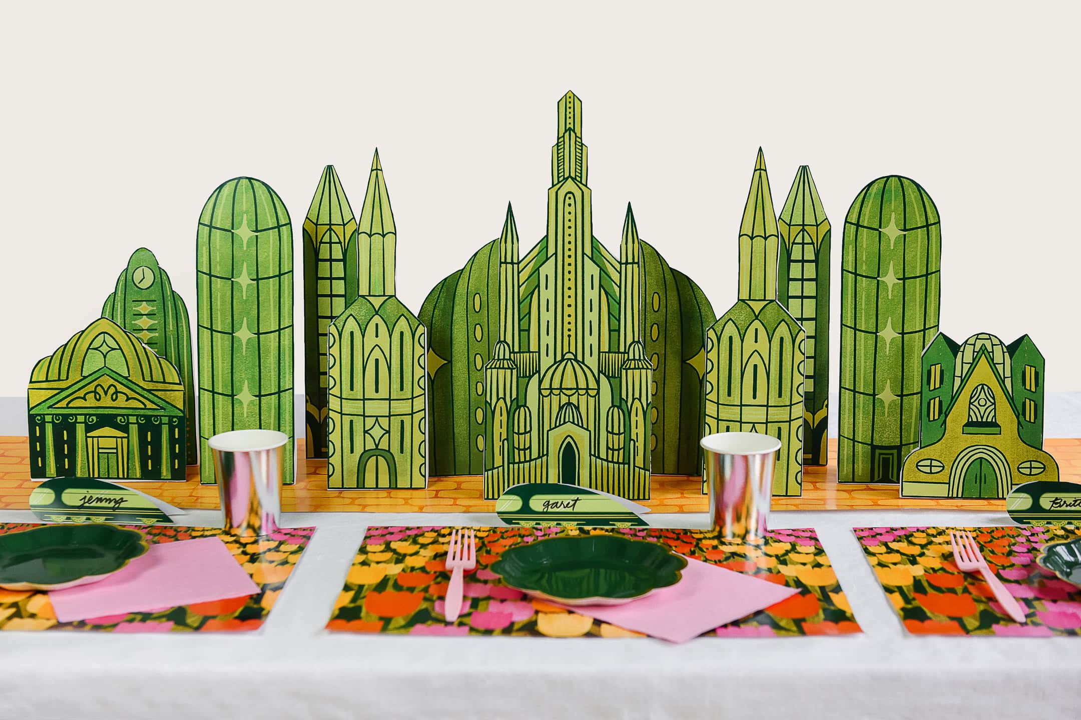 Emerald City Tablescape - The House That Lars Built