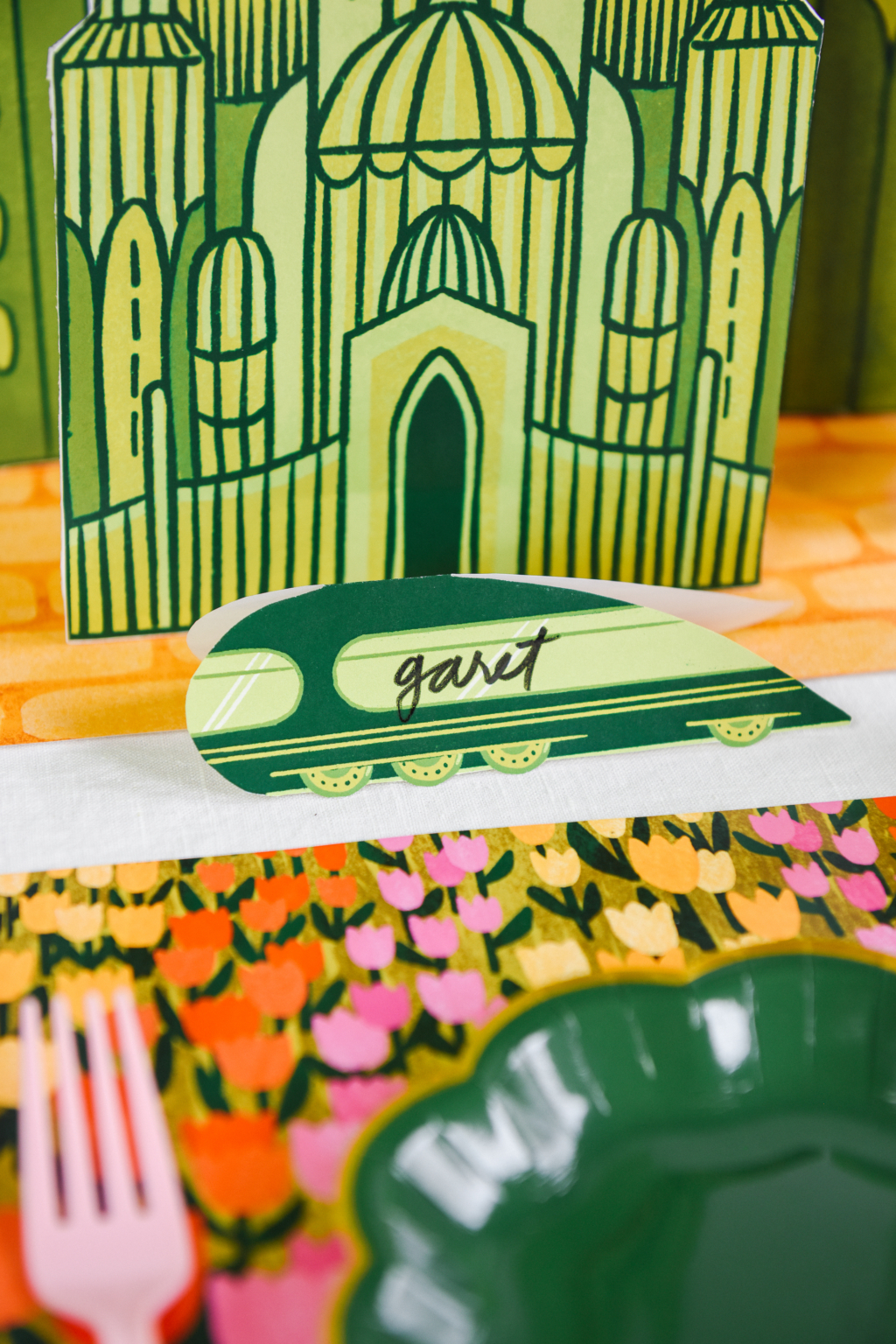 Emerald City Tablescape - The House That Lars Built